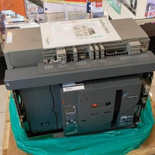 Jual Acb Schneider Easypact Mvs20H4Md2A 4P 2000A 65Ka Komplit Motorized - Jakarta Selatan ...