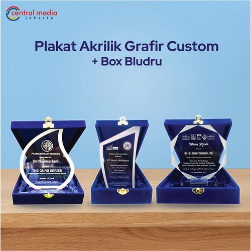 Jual Plakat Acrylic Grafir Custom Piala Akrilik + Box Bludru - Akrilik ...