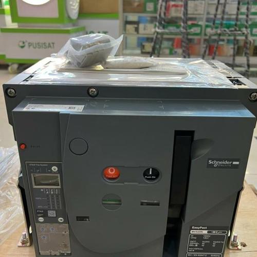 Jual Acb Schneider Mvs 3P 2500A Komplit Motorized Uvt Aux Original - Jakarta Selatan - Indotekno ...