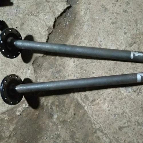 Jual AS RODA FUSO PANJANG 100CM GIGI 18 AS RODA - Jakarta Utara ...