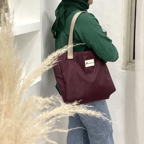 Promo Prassa.ku | Ayuri Bag - Zipper | Waterproof Totebag Wanita | Anti Air - Ayuri Maroon ...