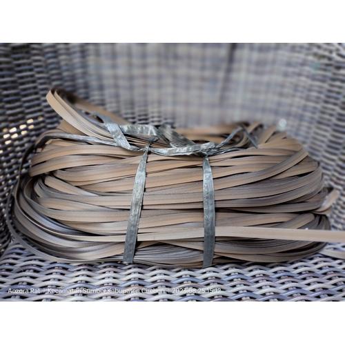 Jual Rotan sintetis jenis flat size 12mm. Warna Brown Gradasi on off ...