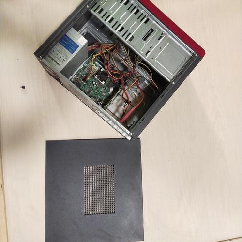 Jual cpu bekas second + casing model lama pentium kotak casing - random ...