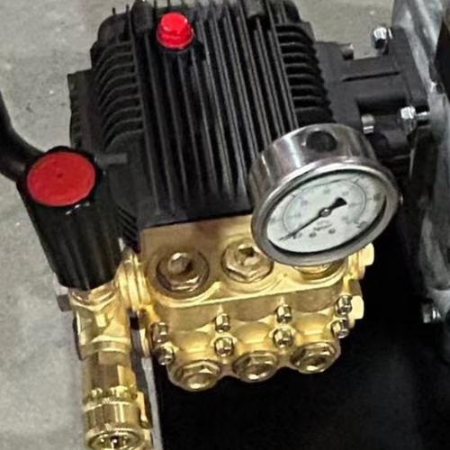 Jual TRIPLEX PUMP 2500PSI MERK ROBOTECH - Kab. Tangerang - Max store ...