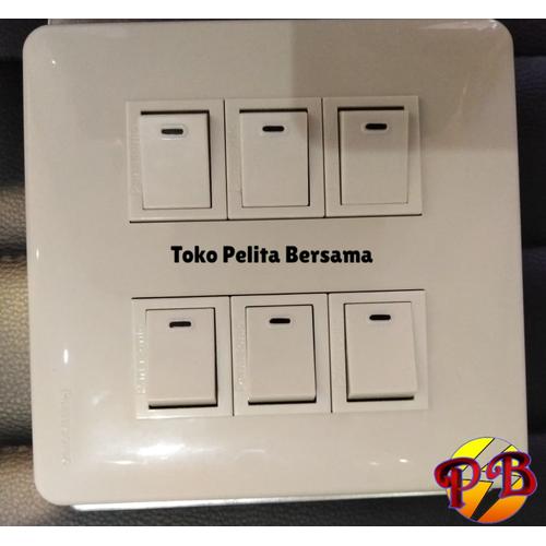 Jual Grid Switch 6 Gang Panasonic / Saklar 6 Mata + Inbodus Plastik ...