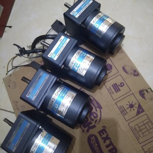 Jual Dinamo Motor Gearbok ZD 220V Ratio 1 : 60 21 Rpm - Kota Surabaya - Super Elektronik ...