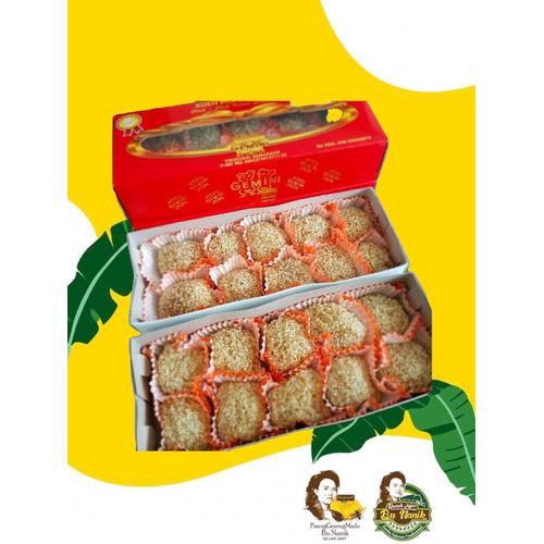 Jual kue mochi gemini khas semarang moachi kacang wijen 1 box isi 10 ...