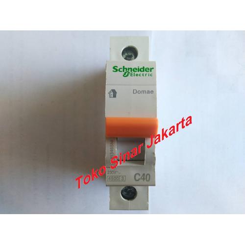 Jual MCB Mini Circuit Breaker Listrik 1P 1 Phase SCHNEIDER DOMAE 40 A ...