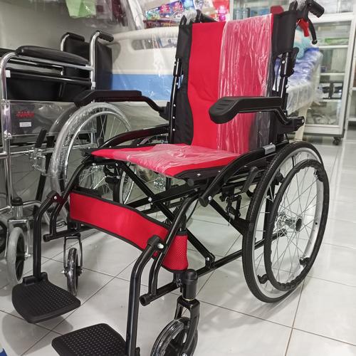 Jual Kursi roda traveling sella - kursi roda haji - masuk kabin pesawat ...
