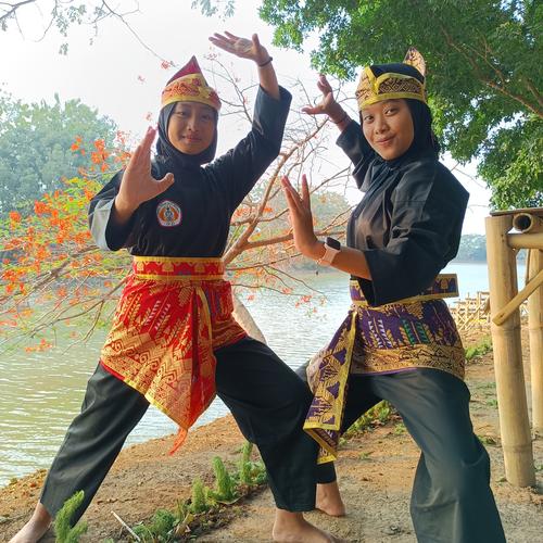 Jual KAIN SENI SEMBONG PENCAK SILAT/ACESORIS PENCAKSILAT - Merah - Kota ...