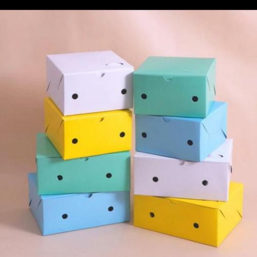 Jual Kotak Dus Snack Box Kue Polos Warna - Hijau, 12x12x7 - Kota ...