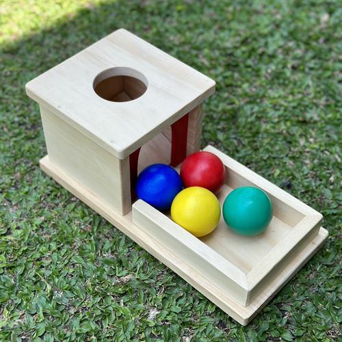 Jual Montessori object permanence box (big size+ 4 bola) / montessori ...
