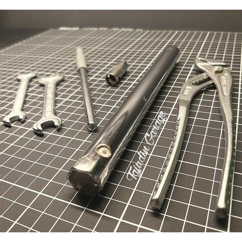 Jual TOOL SET BMW E30 M40 HEYCO BOX COPOTAN KAMPAKAN RARE LANGKA - Kab ...