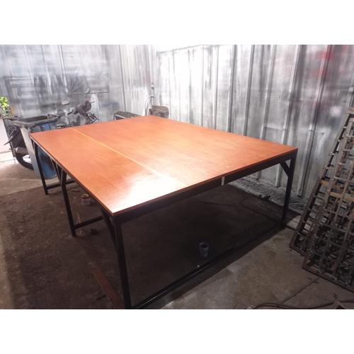 Jual Meja Besi Potong Bahan Kain Konveksi 1 Alas Papan Triplek Plitur ...