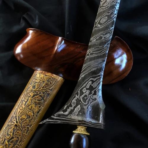 Jual Keris Brojol Pamor Buntel Mayit Tangguh Mataram Kuno - Kota ...