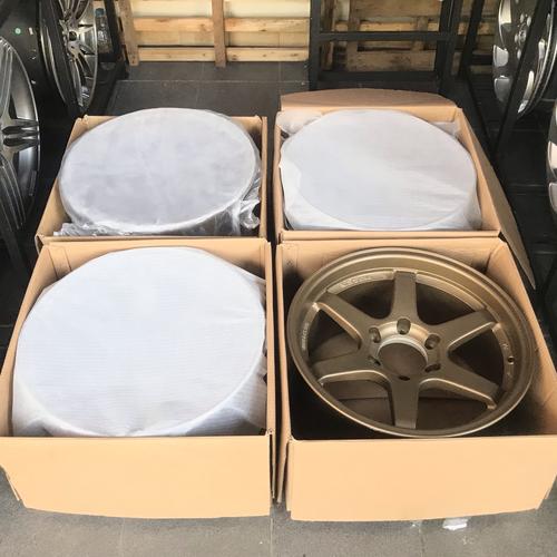 Jual Velg Rep. TE37 Saga R18 for Pajero, Fortuner, Hilux, Strada PCD ...