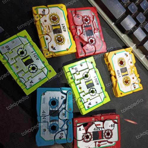 Jual robot kaset jadul Transformers animal hewan bootleg satuan - merah grade B - Kota Tangerang ...