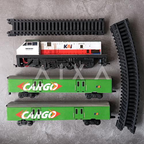 Jual Kereta Api Indonesia Full Set Mainan Kereta Api Miniatur Kereta ...