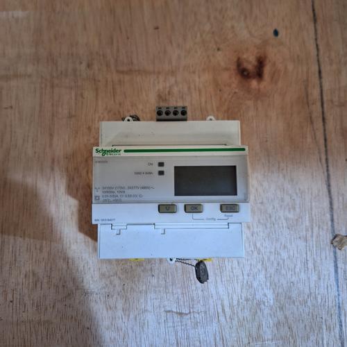Jual iEM3255 energy meter - CT - Modbus - 1 digital I - 1 digital O ...