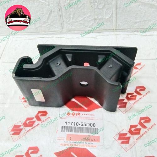 Jual engine mounting belakang suzuki Escudo 2.0/XL7 original Japan ...