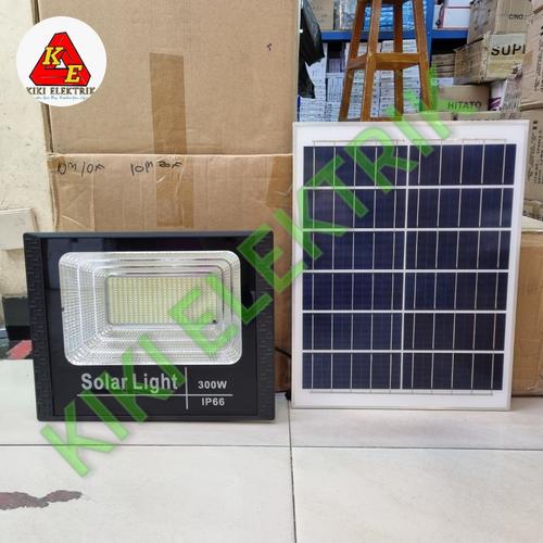 Jual Lampu Sorot Solar Cell 300 watt / Lampu Solar Panel / Tenaga ...