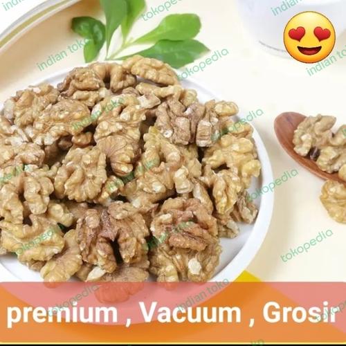 Jual raw walnut premium 100 gram / kacang walnut / Nuts / mentah / WALNUT - Jakarta Pusat ...