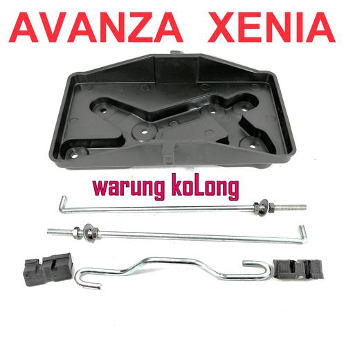 Jual Tatakan Aki Avanza Xenia plastik dudukan bracket baut ikat accu ...