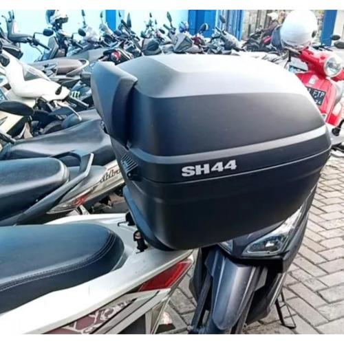 Jual Box Shad SH44 Bisa Muat 2 Helm PLUS Sandaran box - box 44 aja ...