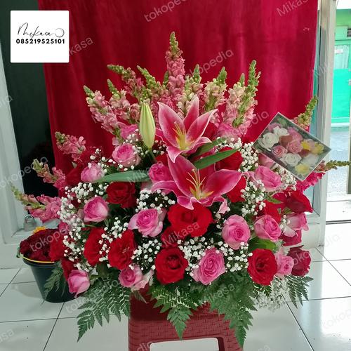 Jual Vas Bunga Meja Rangkaian Bunga Cantik Segar Jakarta Barat