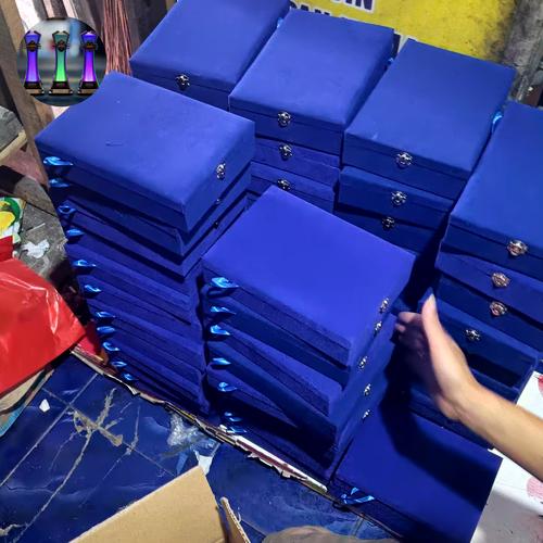 Jual Box bludru bisa custom - Kota Bogor - Plakatkita7 | Tokopedia
