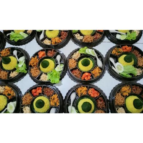 Jual Tumpeng Mini Premium Ayam Suwir Ayam Goreng Aqiqah Ulang Tahun ...