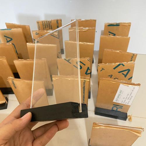 Jual Stand Akrilik Acrylic Stand / Nomor Meja Akrilik / Akrilik Stand ...