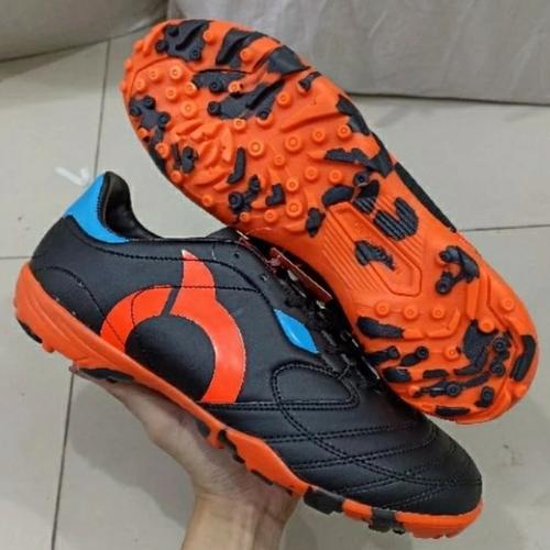 Jual sepatu mini soccer ortuseight - Hitam, 39 - Kab. Tangerang ...