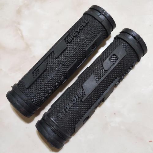 Jual Handgrip GT Bicycle Hitam Handlebar Grip Stang Sepeda Model Karet ...
