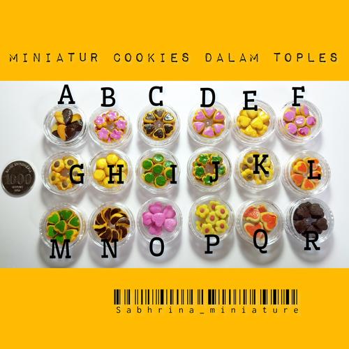Jual Miniatur Kue dalam Toples - candy random - Kab. Tulungagung ...