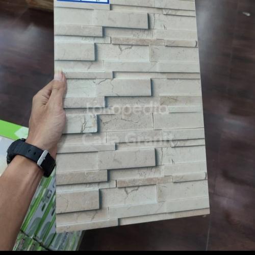 Jual keramik dingding 25x40 motif batu alam uno 25022 cream - Kab ...