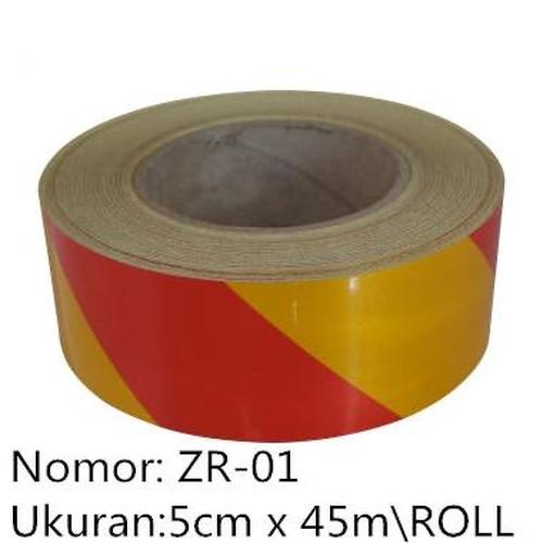 Jual Stiker Reflektif Rambu Safety Police Line Kuning Hitam sticker ...