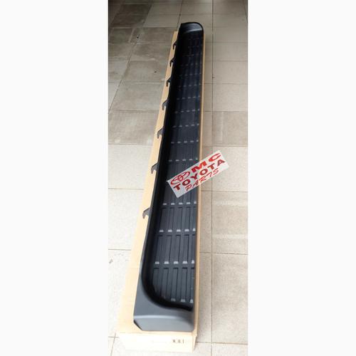 Jual Cover Footstep Injekan Kaki Original Toyota Fortuner VNT 51773 ...