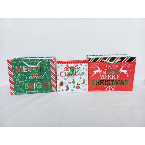 Jual paper bag natal paper bag packing hampers paperbag merry christmas ...