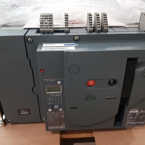 Jual ACB MVS40H 65KA 4P-4000A+MOTORES.UVT.MX.AUX 220VAC SCHNEIDER ...