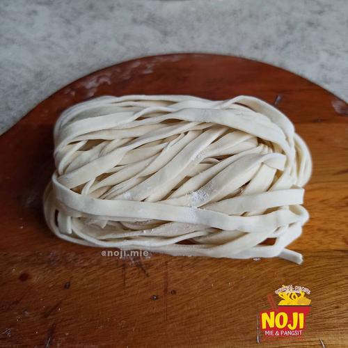 Jual Mie gepeng mie lebar mentah 8mm Noji 1kg - ekonomis tebal, vacum ...