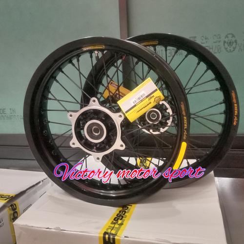 Jual velg set Supermoto crf dtraker KLX wr takasago bartubles ban ...
