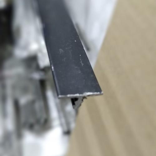 Jual List Variasi 8 mm HITAM Alumunium Lis T Edging Penutup Celah Strip ...
