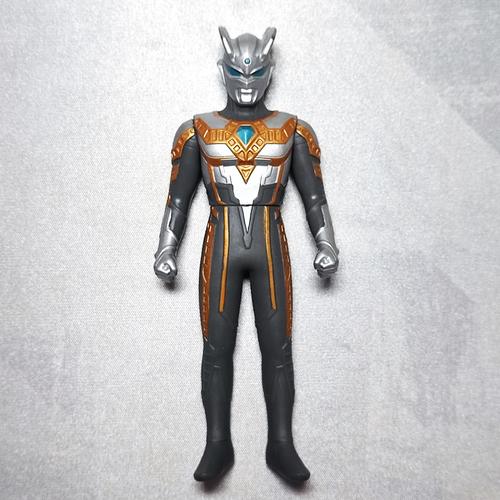 Jual BANDAI ULTRAMAN ZERO SHINING SPARK DOLL ULTRA HERO 500 LIVE SIGN ...