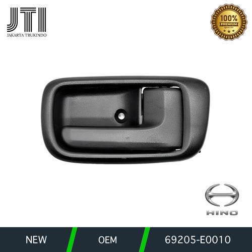 Jual RH DOOR HANDLE PINTU DALAM KANAN HINO 500 69205-E0010 69205E0010 ...