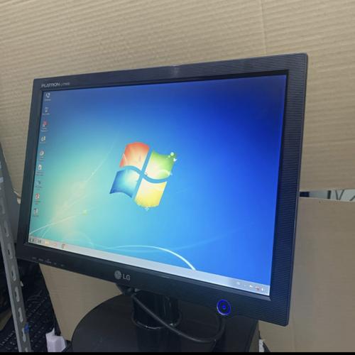 Jual READY MONITOR LG 17 iNCH KOTAK LIKE NEW - Jakarta Timur - FERDI ...
