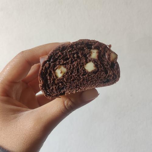 Jual Roti Artisan Double Choco Cheddar Cheese - Sor Mere Bake - Kota ...