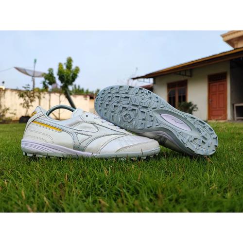 Jual SEPATU FUTSAL MIZUNO MORELIA SALA CLASSIC TURF WHITE SILVER ...