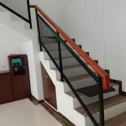 Jual railing tangga pegangan kayu - Kota Bekasi - Jaeni-decor | Tokopedia
