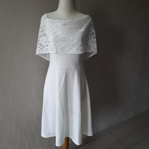 Jual Dress brokat putih - Jakarta Barat - sign-board | Tokopedia